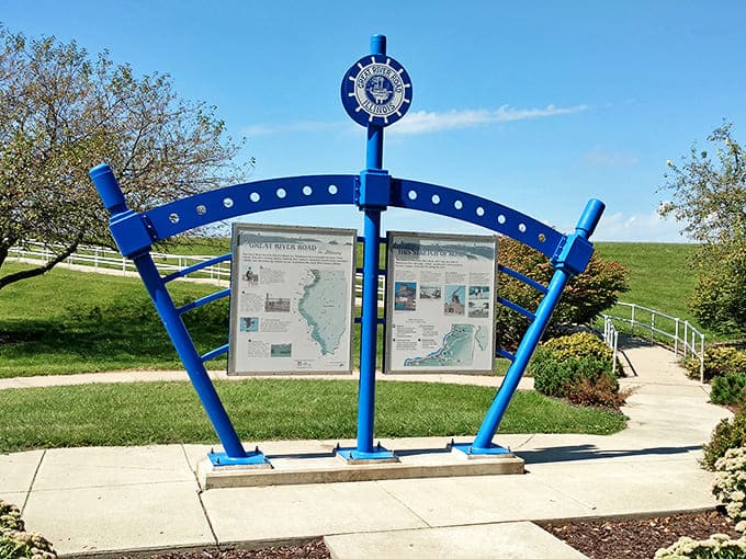 The Great River Road Interpretive Sign maps out adventures along America's mightiest river, with Fulton as your perfect home base.