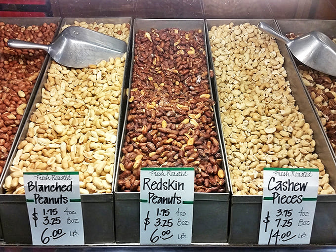 Fresh roasted peanuts line up like old friends, crunchy, warm, irresistible, turning a simple snack into a small Michigan ritual.