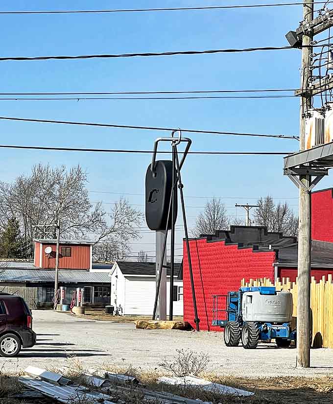From this angle, you can appreciate the craftsmanship that went into creating a perfectly proportioned, albeit ridiculously oversized, Chevrolet key.