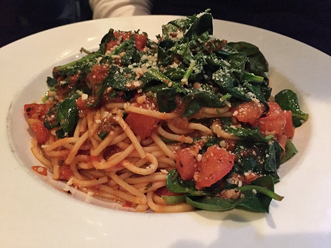 Pasta that doesn't just sit there looking pretty &ndash; this spinach and tomato creation brings garden freshness to comfort food territory.