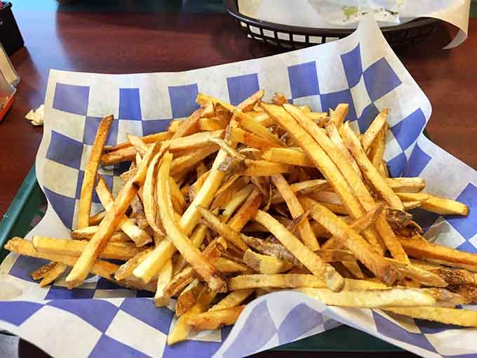 Sometimes you need a mountain of fries, and Dog Daze understands that more is definitely more when carbs are involved here.