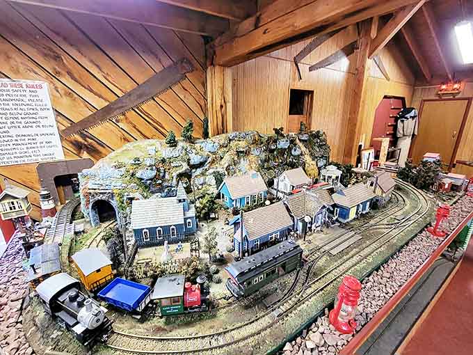 Miniature worlds capture mining town life in exquisite detail, showing the communities that sprang up around these copper veins.