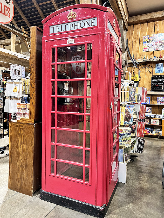 Step into this British telephone booth and half-expect to emerge in 1950s London&mdash;a splash of international nostalgia.