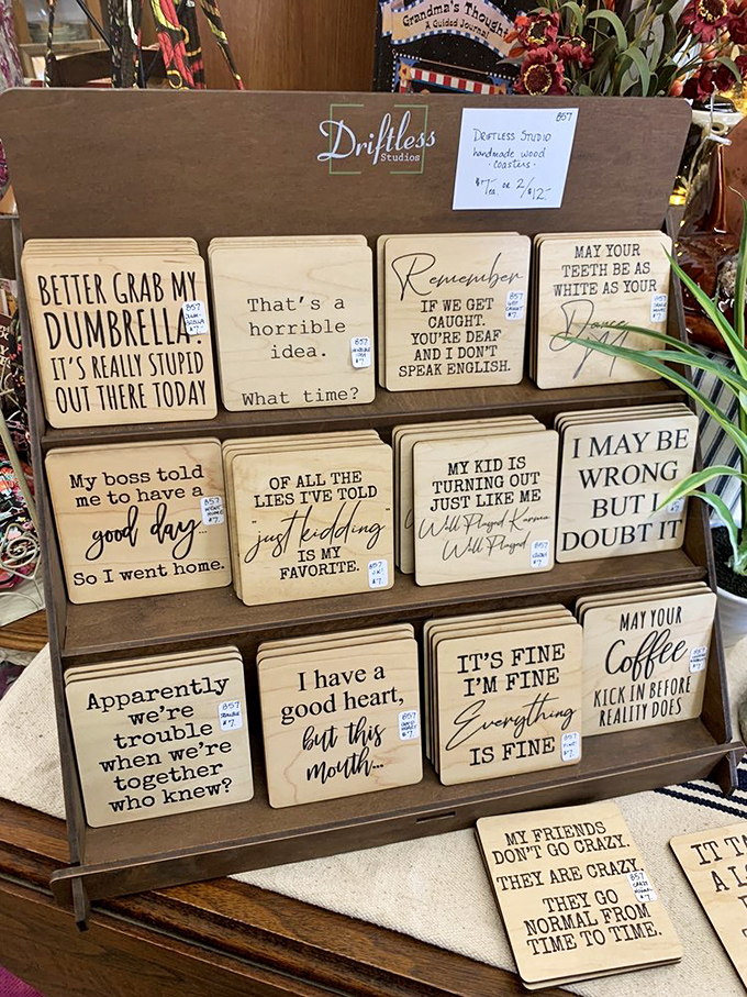 "I have a good heart, but this mouth..." &ndash; these wooden signs blend vintage aesthetics with modern humor, proving some things never change, especially human nature.