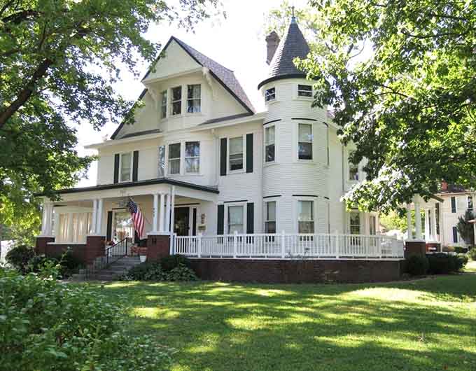 Victorian homes with turrets make you wonder why modern architecture gave up on whimsy and fun.