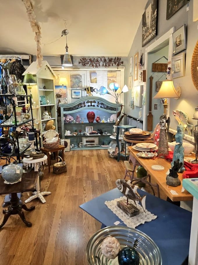 Step inside this vintage caboose for a glimpse into railroad history, when crew members called these rolling offices home.