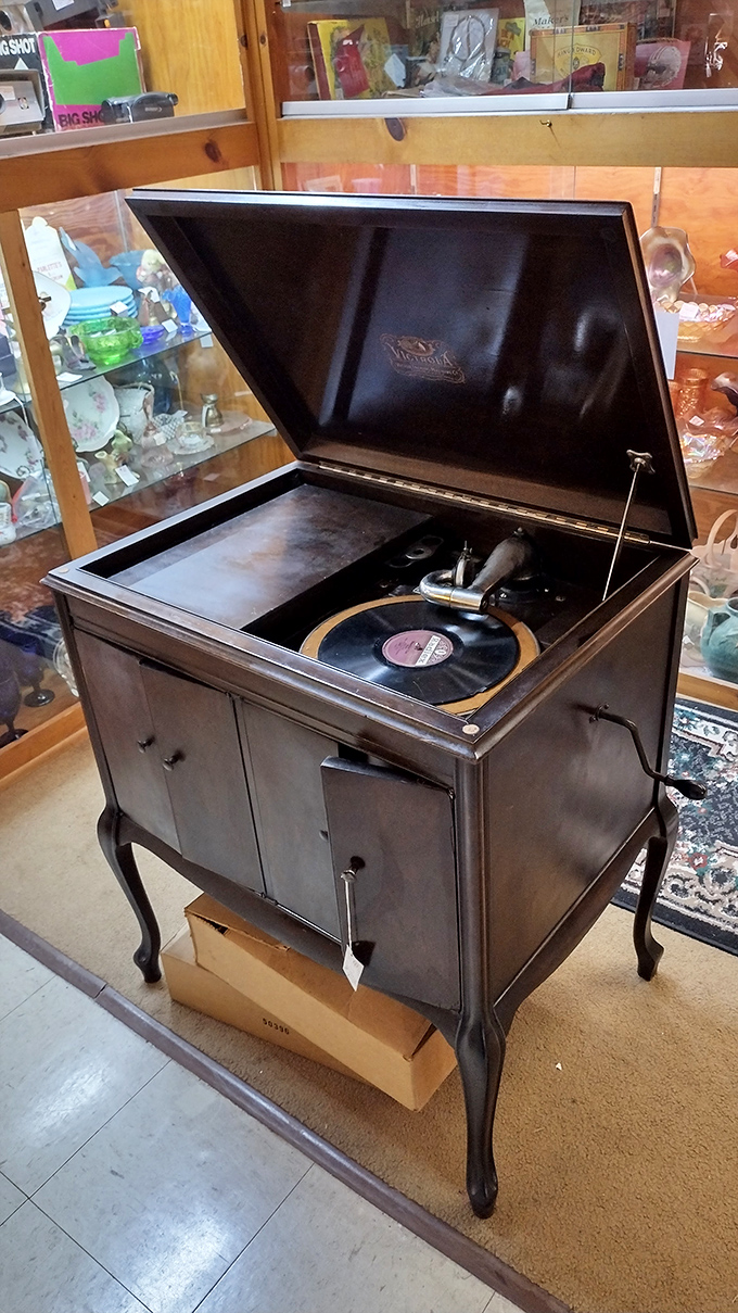 This Victor Victrola phonograph once was the entertainment center of someone's home, long before Netflix and chill.