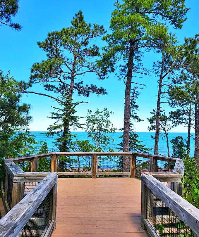 View Deck: The perfect front-row seat to Lake Superior's daily performance &ndash; no ticket required, just bring your sense of wonder.