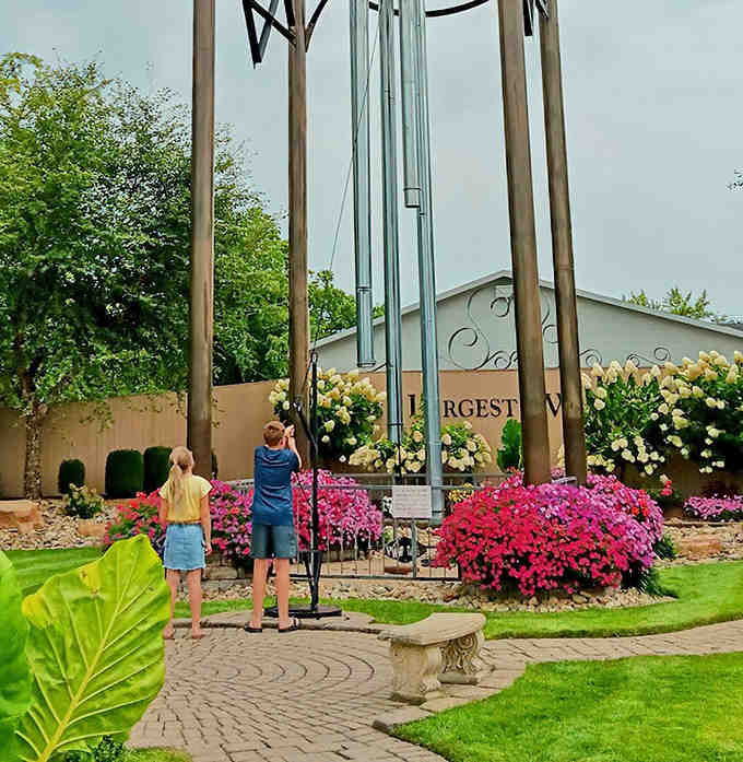 The moment of truth &ndash; visitors pull the rope to awaken the deep, resonant tones that vibrate through your entire body.