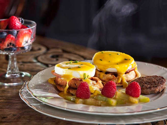 Eggs Benedict that would make Julia Child swoon, served with fresh fruit and the kind of presentation that demands a moment of silent appreciation.