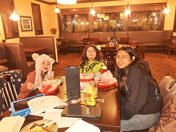 The dining room buzzes with the happy sounds of families and friends enjoying that uniquely Midwestern combination of good food and even better company.