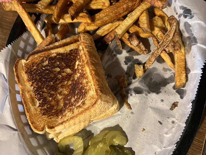 anchor bar & grill 6