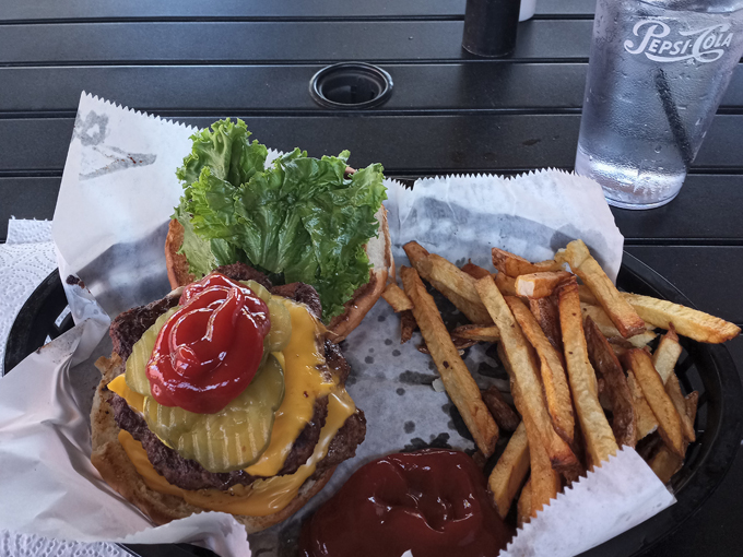 anchor bar & grill 7