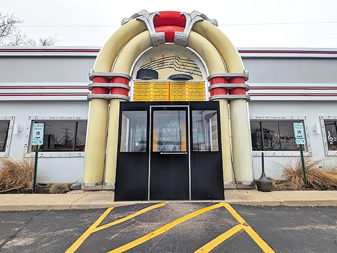 augustino's rock and roll deli and grill 1