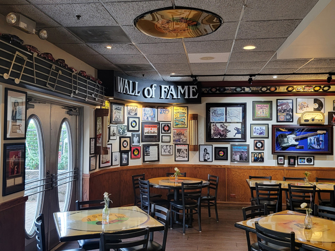 augustino's rock and roll deli and grill 9