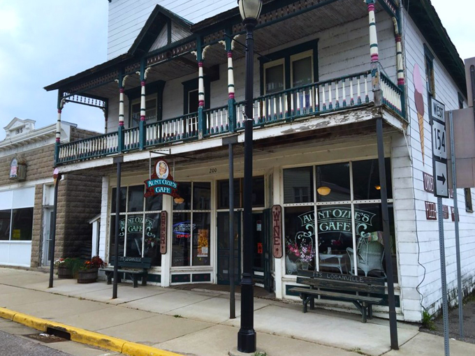 aunt ozie&rsquo;s cafe 9