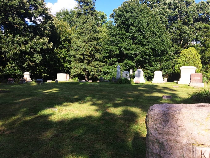 aux sable cemetery 5