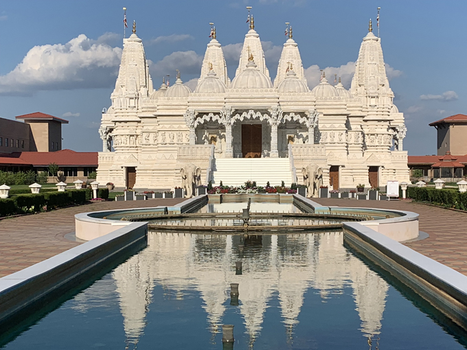 baps shri swaminarayan mandir, chicago 3