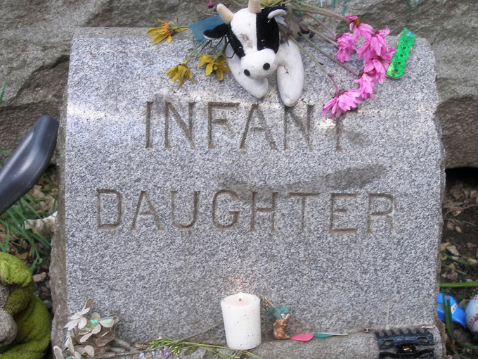 Bachelor's Grove Cemetery 4