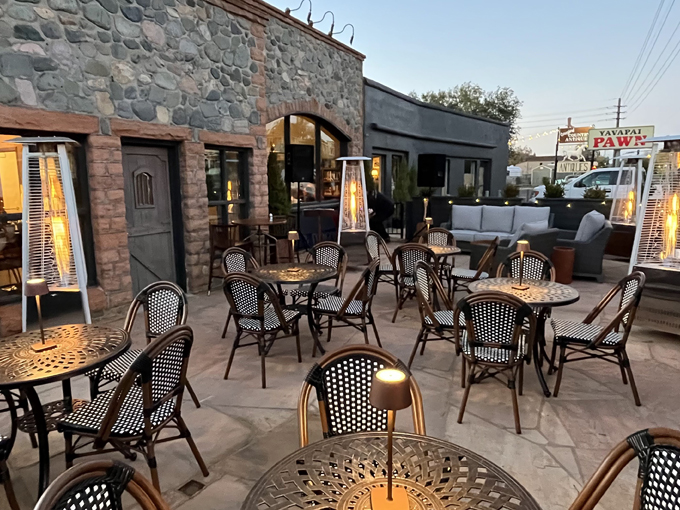 bear & dragon cafe 8