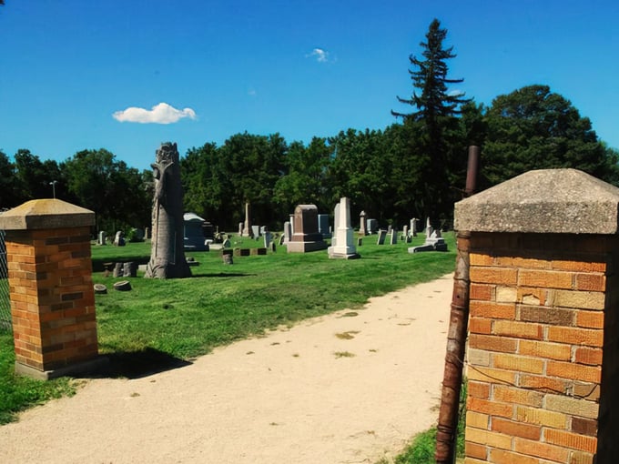bloods point cemetery 6
