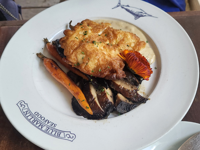 blue marlin seafood restaurant 4