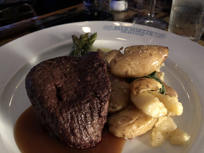 blue marlin seafood restaurant 6