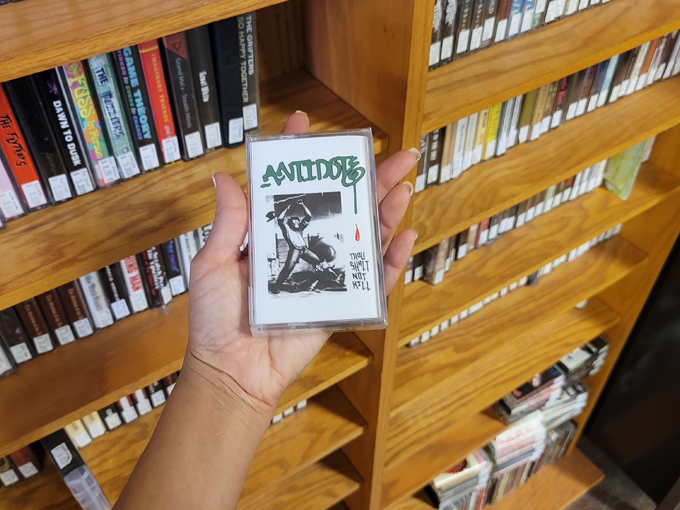 bucket o' blood books and records 8