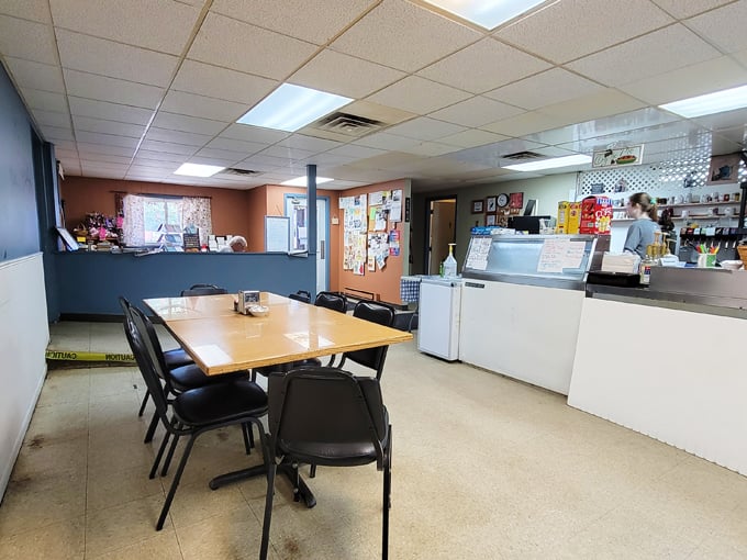 Burdey's Cafe in Peterson 9