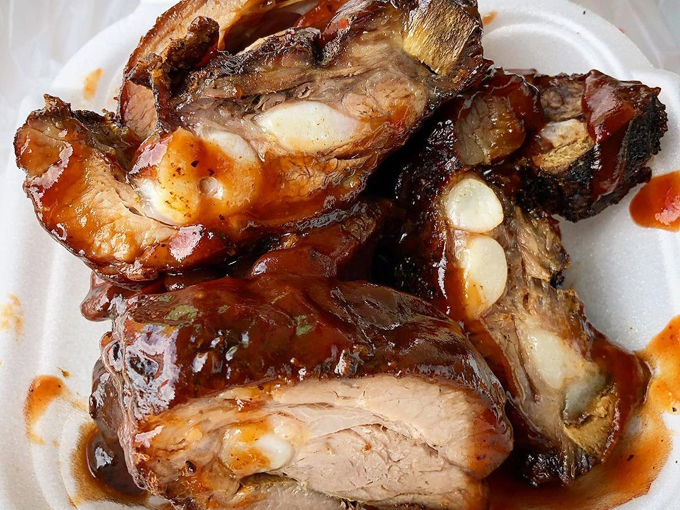 c & g's smoking barbeque 5