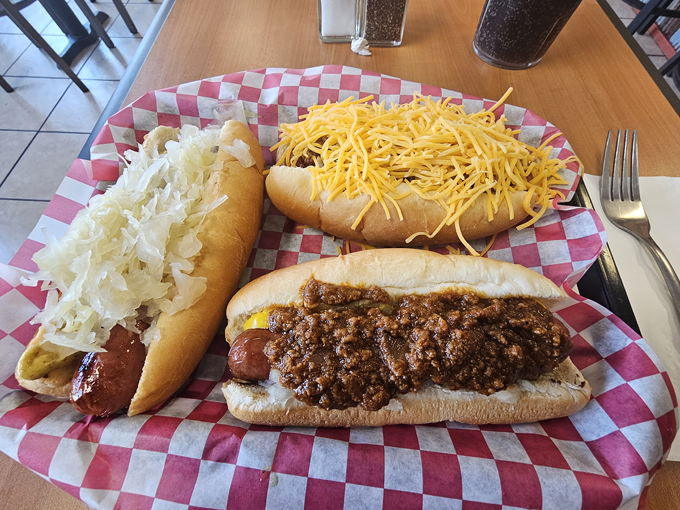 dog daze gourmet hot dogs 4