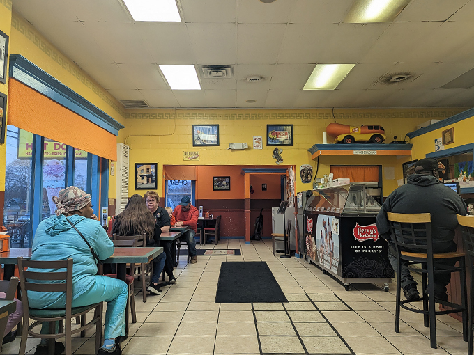 dog daze gourmet hot dogs 6