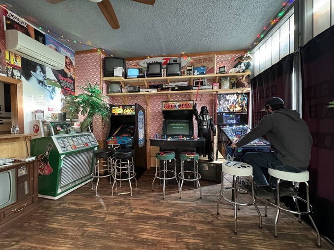 don's tv & repair speakeasy 2