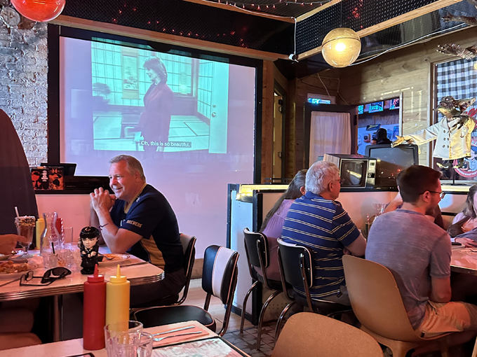 don's tv & repair speakeasy 9