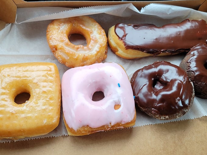 donut den in joliet, il 8