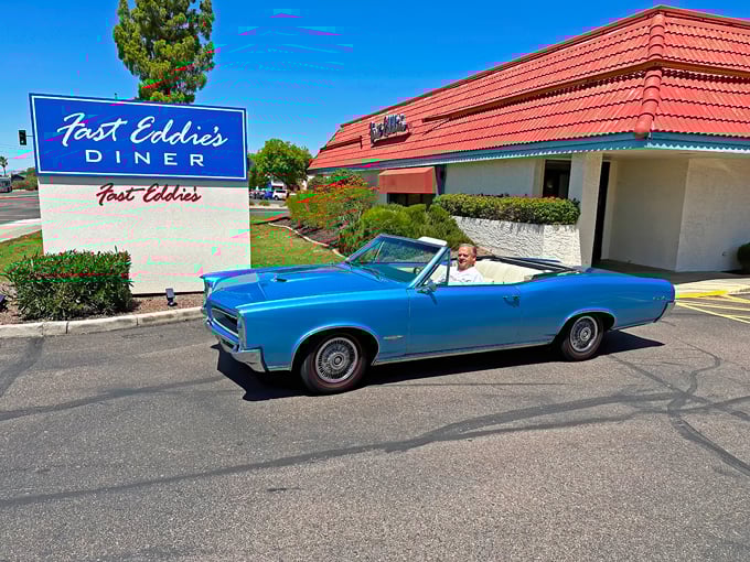 fast eddie’s diner 1