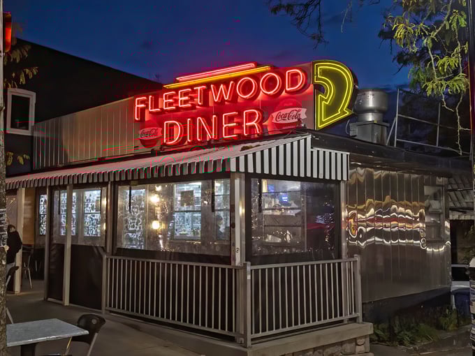 Fleetwood Diner 1