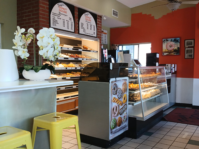 fray's donut house 2