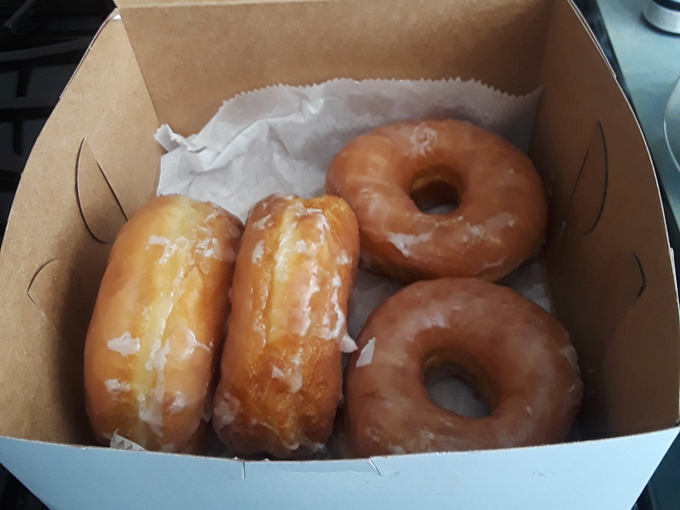 fray's donut house 4