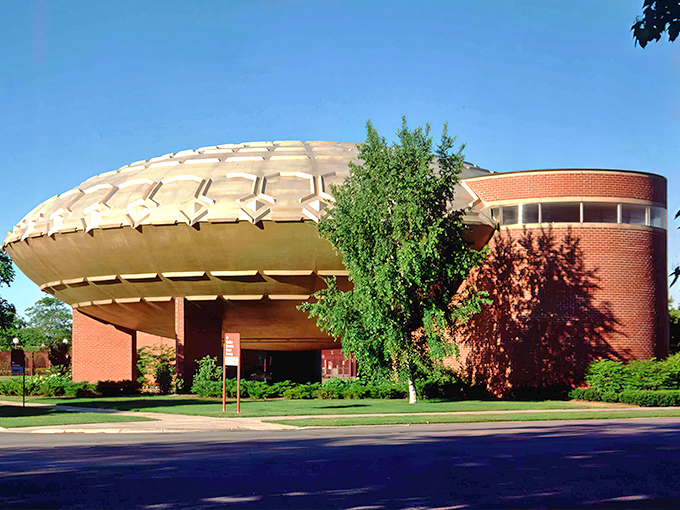 golden rondelle theater 1