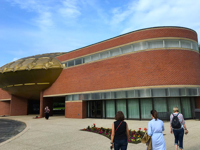 golden rondelle theater 7