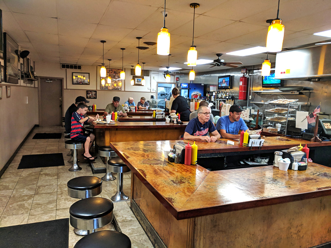 Hamburger Inn Diner 2