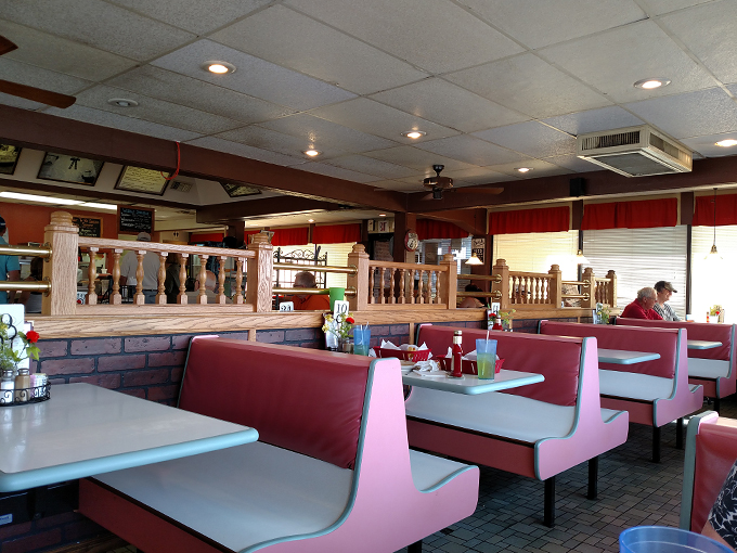 jubelt's bakery & restaurant 4