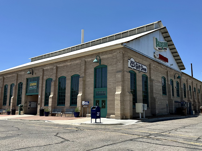 kingman visitor center 2