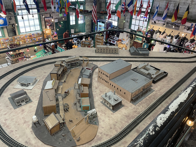 kingman visitor center 6