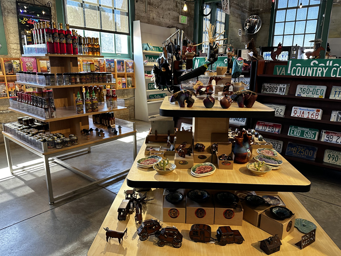 kingman visitor center 7