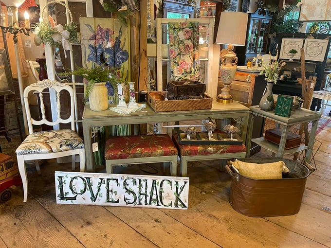 Lamb's Tail Antiques 6