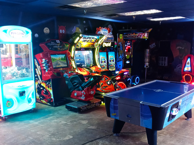 let it roll bowl & entertainment center 5