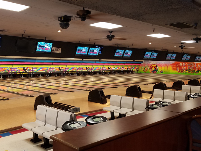 let it roll bowl & entertainment center 9