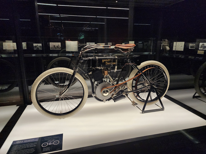 motor bar and restaurant 9